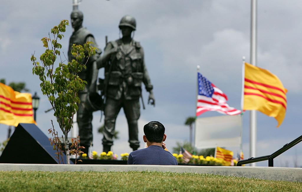 Sau 50 năm, Hà Nội vẫn sợ hãi trước biểu tượng của VNCH – TinHoaThinhĐon